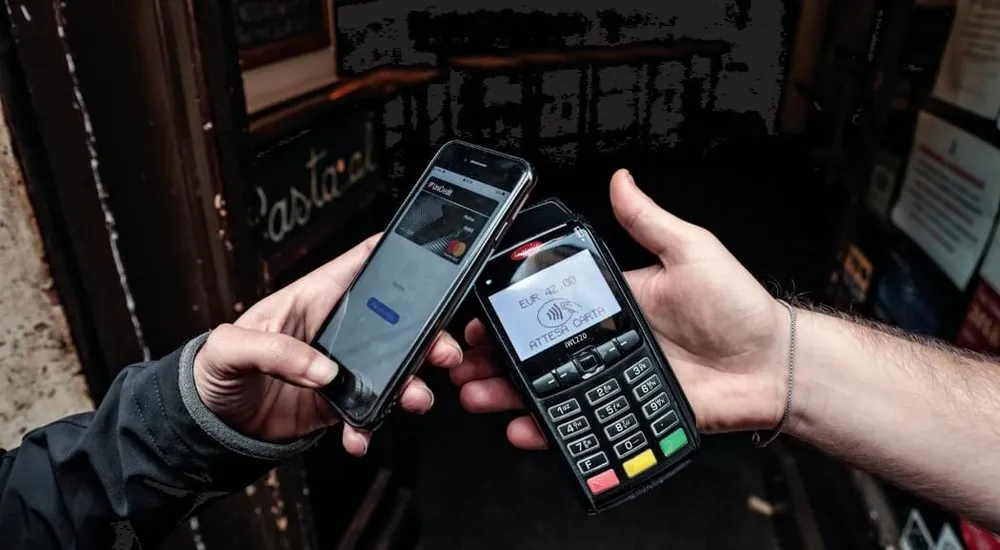 Intesa Sanpaolo punta 650 milioni di euro sulla banca via app | L'Espresso