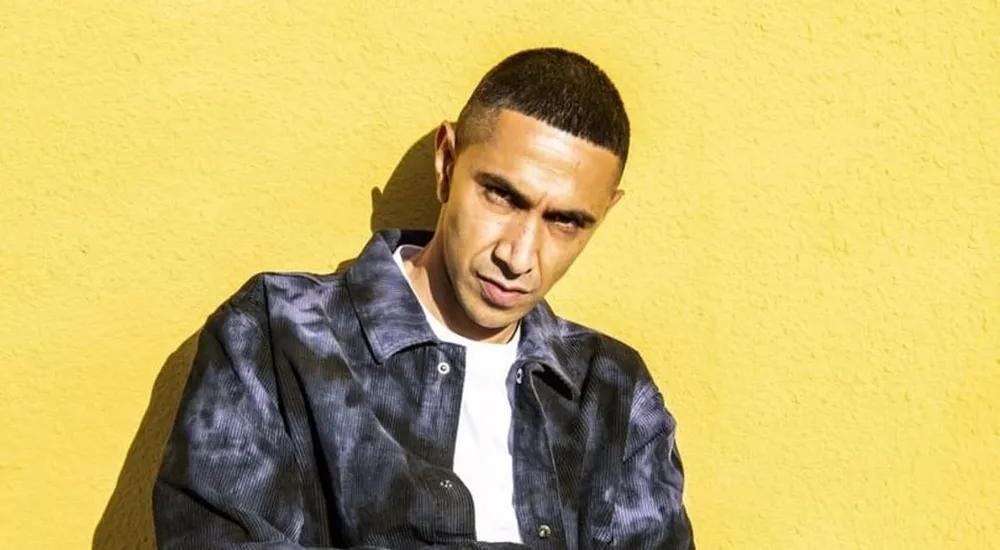 Amir Issaa: «Ragazzi, a scrivere in italiano ve lo insegno con il rap ...